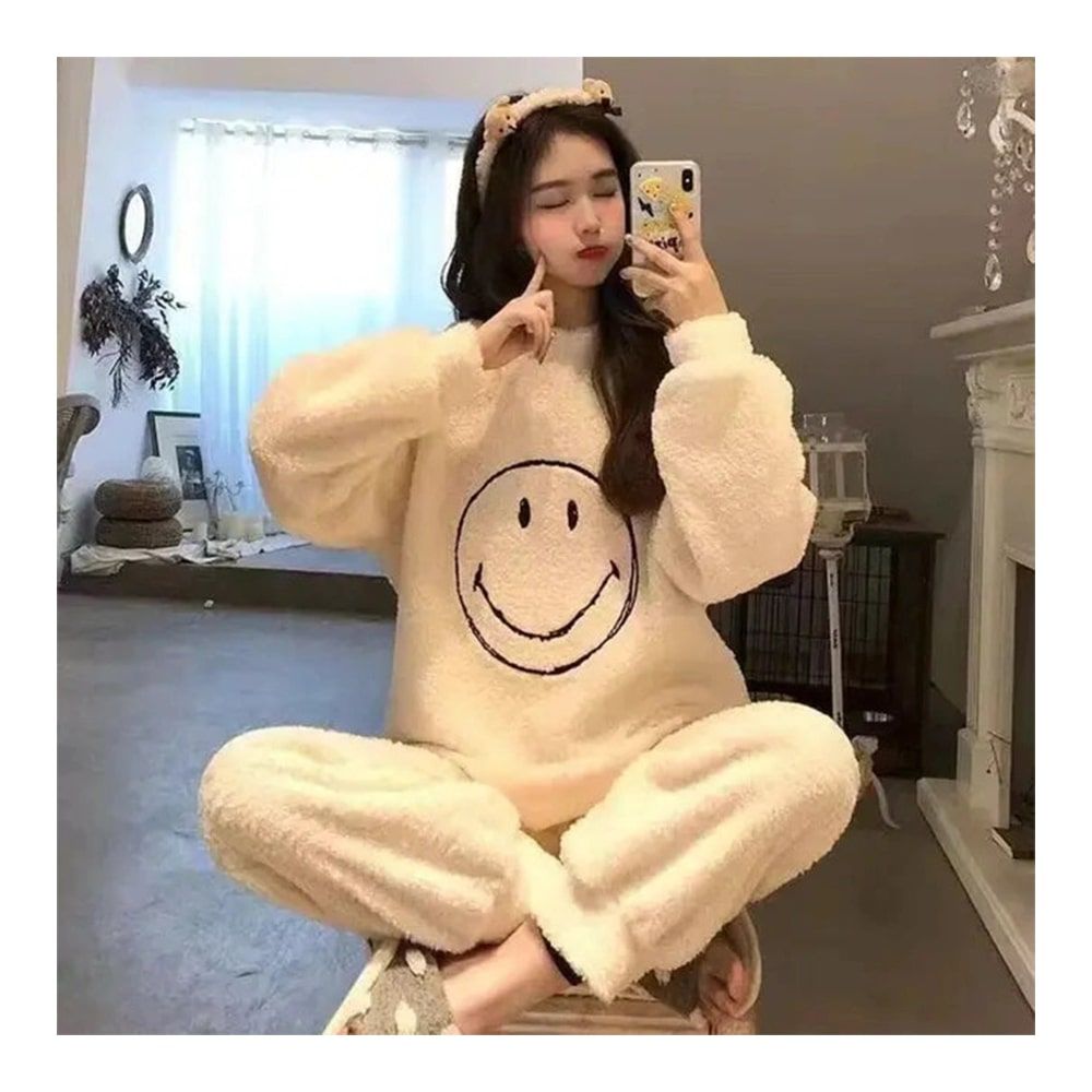 Sajiero Women's Smiley Face Fleece Pajama Suit, Fleece, Black, 295937